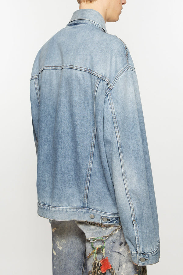 RELAX FIT DENIM JACKET IN LIGHT BLUE, FW25 - Zambesi Store
